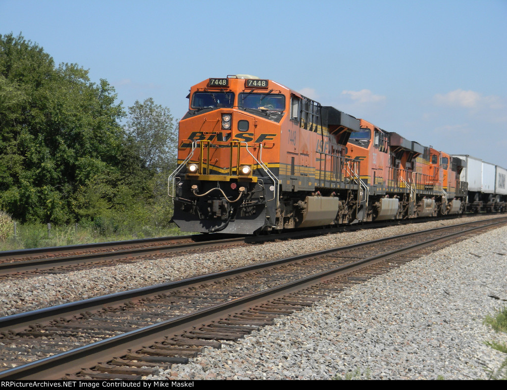 BNSF 7448